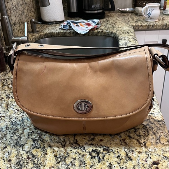 Coach | Bags | Guc Authentic Y2k Coach Legacy Tan Leather Flap Hobo ...